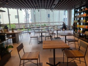 【現地レポ】ジオタワー大阪十三「JUSO CROSS」が一部開業！図書館や駐輪場の使い勝手は？ | 気になる話題